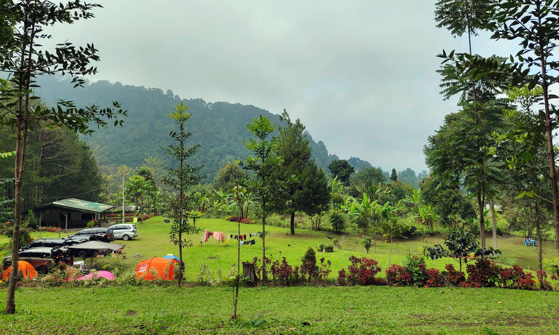 Curug Naga Camping Ground ; Tempat berkemah di komplek air terjun curug ...