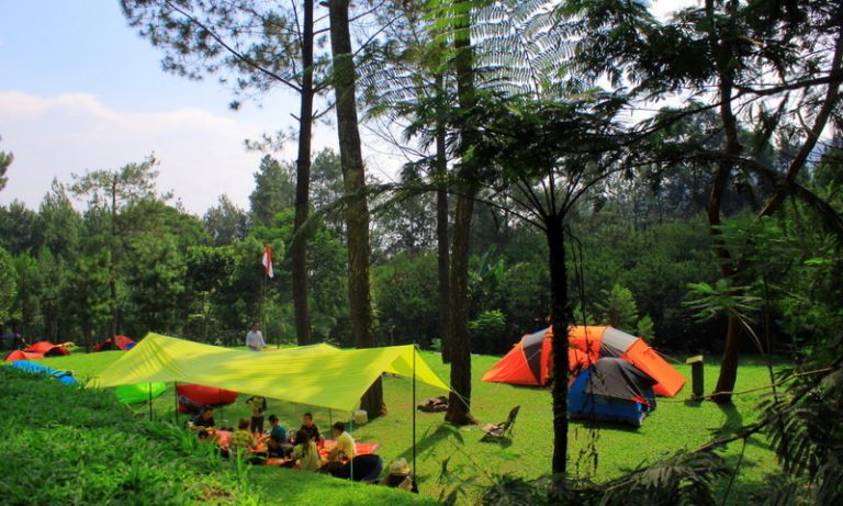 Gayatri Mountain Adventure Camp dan Highland Camp Puncak Bogor